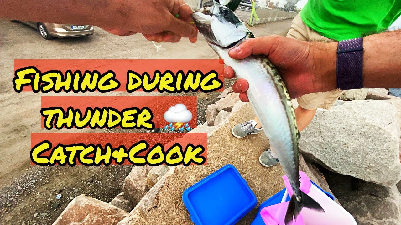 Fishing in thunder - Catch&Cook Mackerel - YouTube
