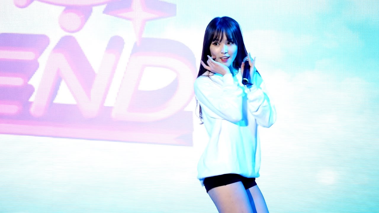 161022 여자친구 GFRIEND _ 유주 YUJU 직캠 _ 너 그리고 나 NAVILLERA _ 전체직캠 _ 연세대 노천극장 ...