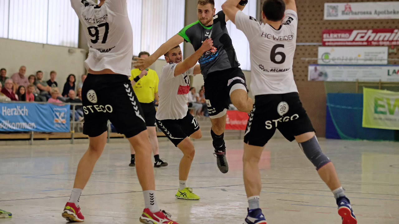 Simon Bock kehrt ins Handballdorf zurück - YouTube