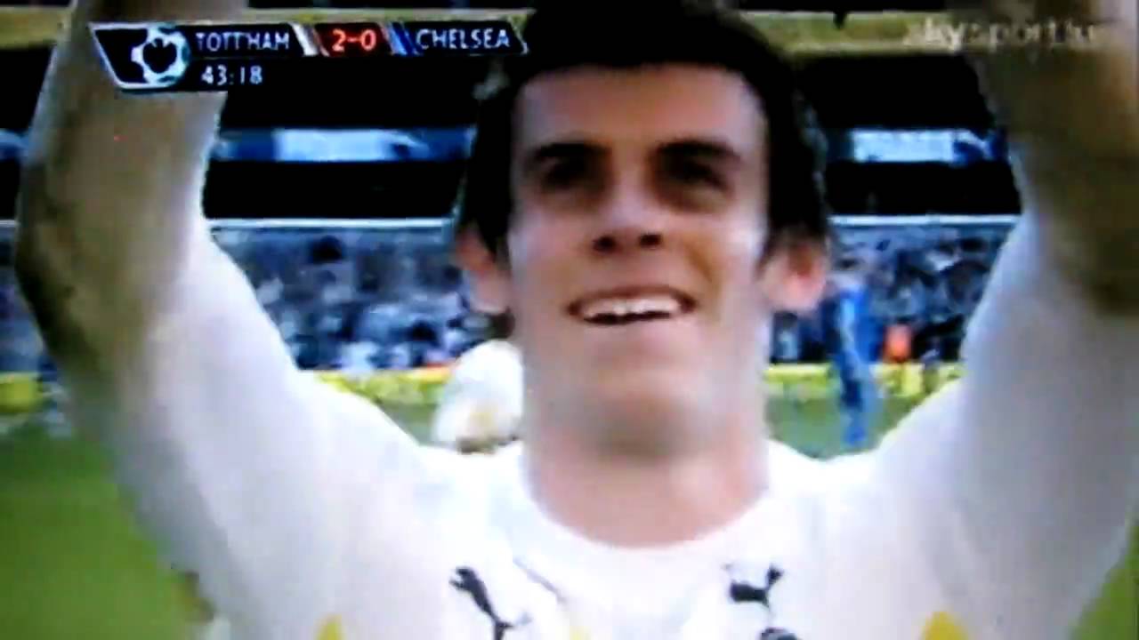 Gareth Bale Heart Celebration Wallpaper