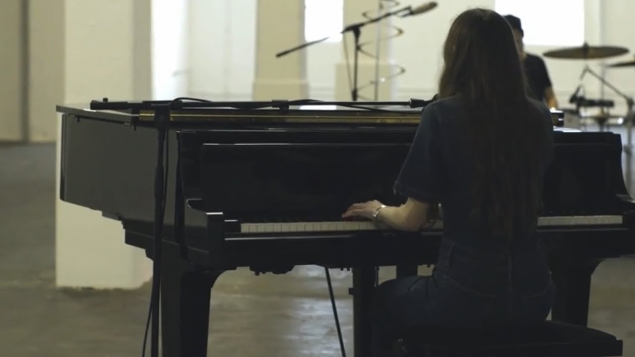 Birdy - Words (Season AmozonMusic) - YouTube