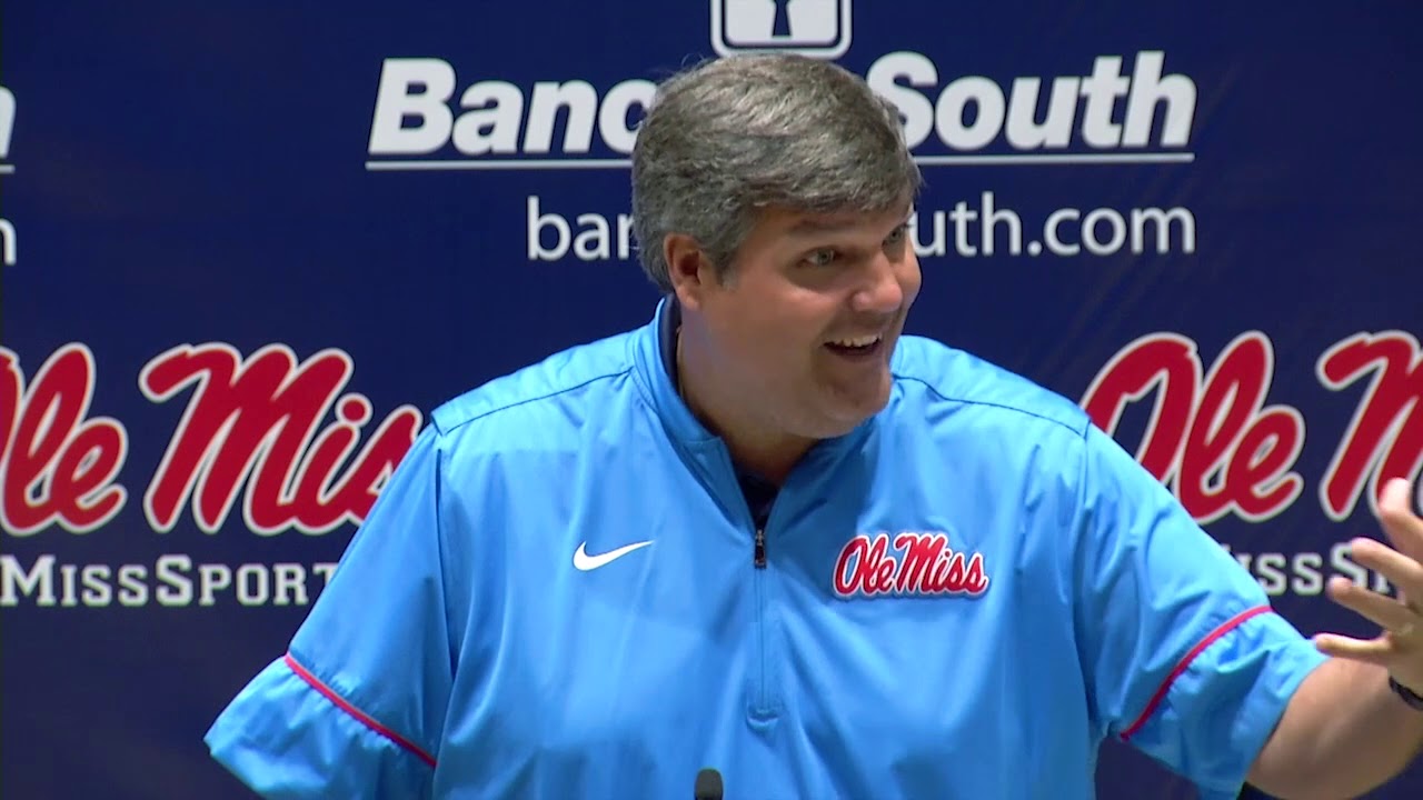 Football - Matt Luke Press Conference (11-5-18) - YouTube