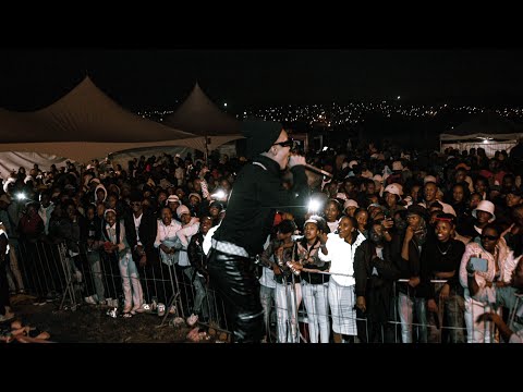 Hlogi Mash Performance | BEST AMAPIANO PERFORMANCE BY LEGS ON THE BEAT ...
