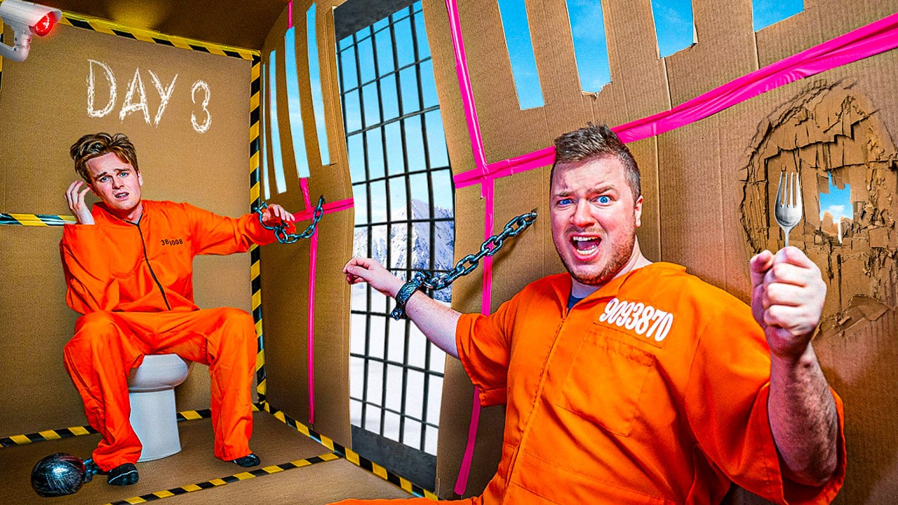 100 HOUR ULTIMATE Box Fort PRISON ESCAPE CHALLENGE! - YouTube