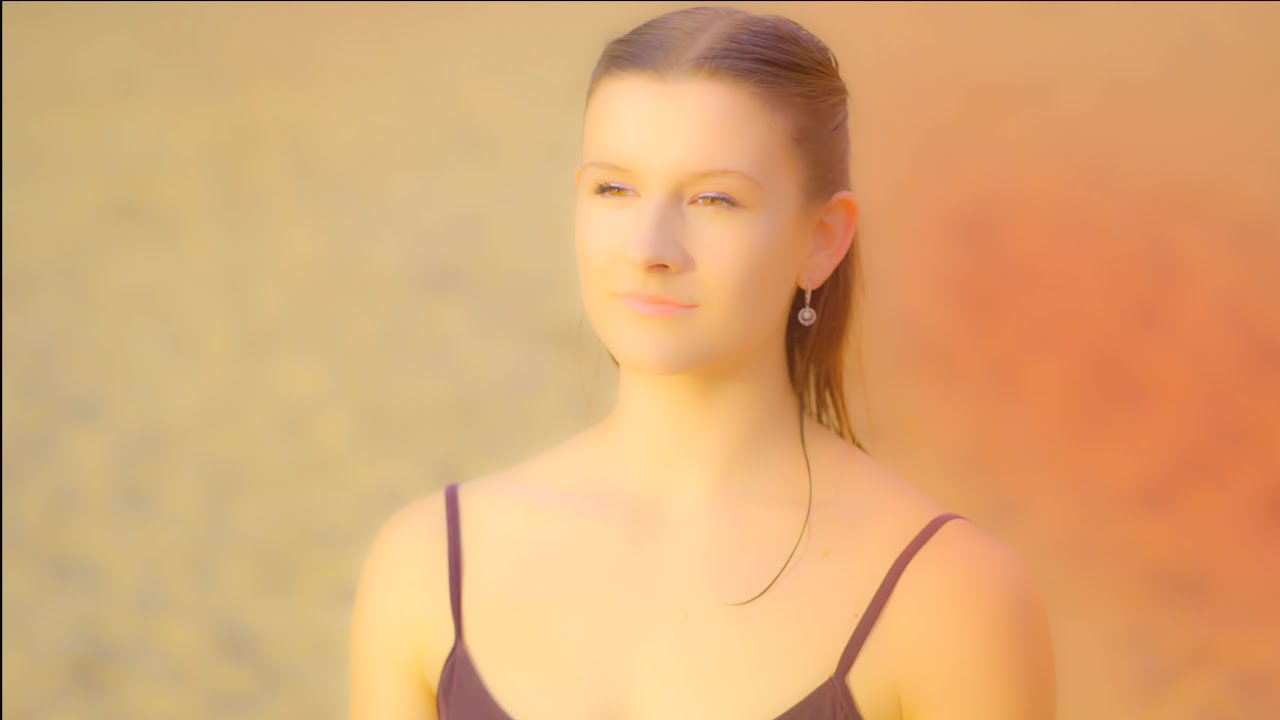 Girl Sun Kissed Video - Music Video TikTok Girls Songs & Dance ...