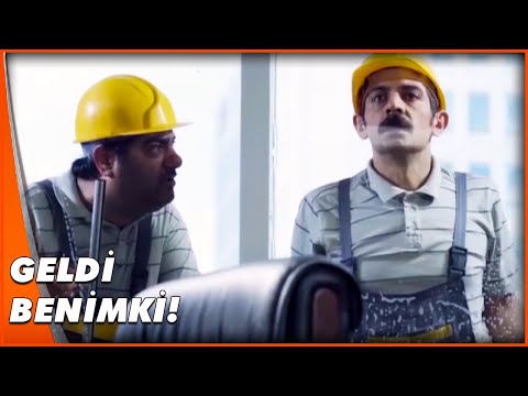 Şu Kıza Hasta Oluyorum Abi! | Kanal-i-Zasyon