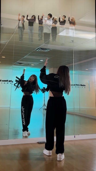 Seventeen (Dino) - Wait mirrored dance tutorial by Secciya (FDS) Vancouver - YouTube