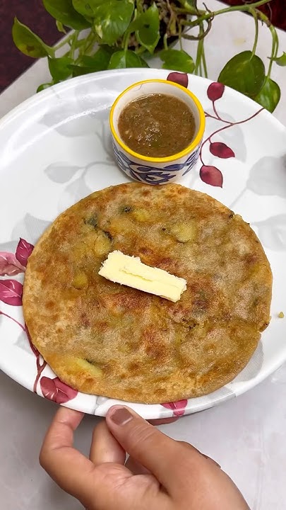 Aloo Pranatha 😋ek bar kha liye aise bna kar wo bhi jhatpat ban jate hai ... Aloo Pranatha 😋ek bar kha liye aise bna kar wo bhi jhatpat ban jate hai ...