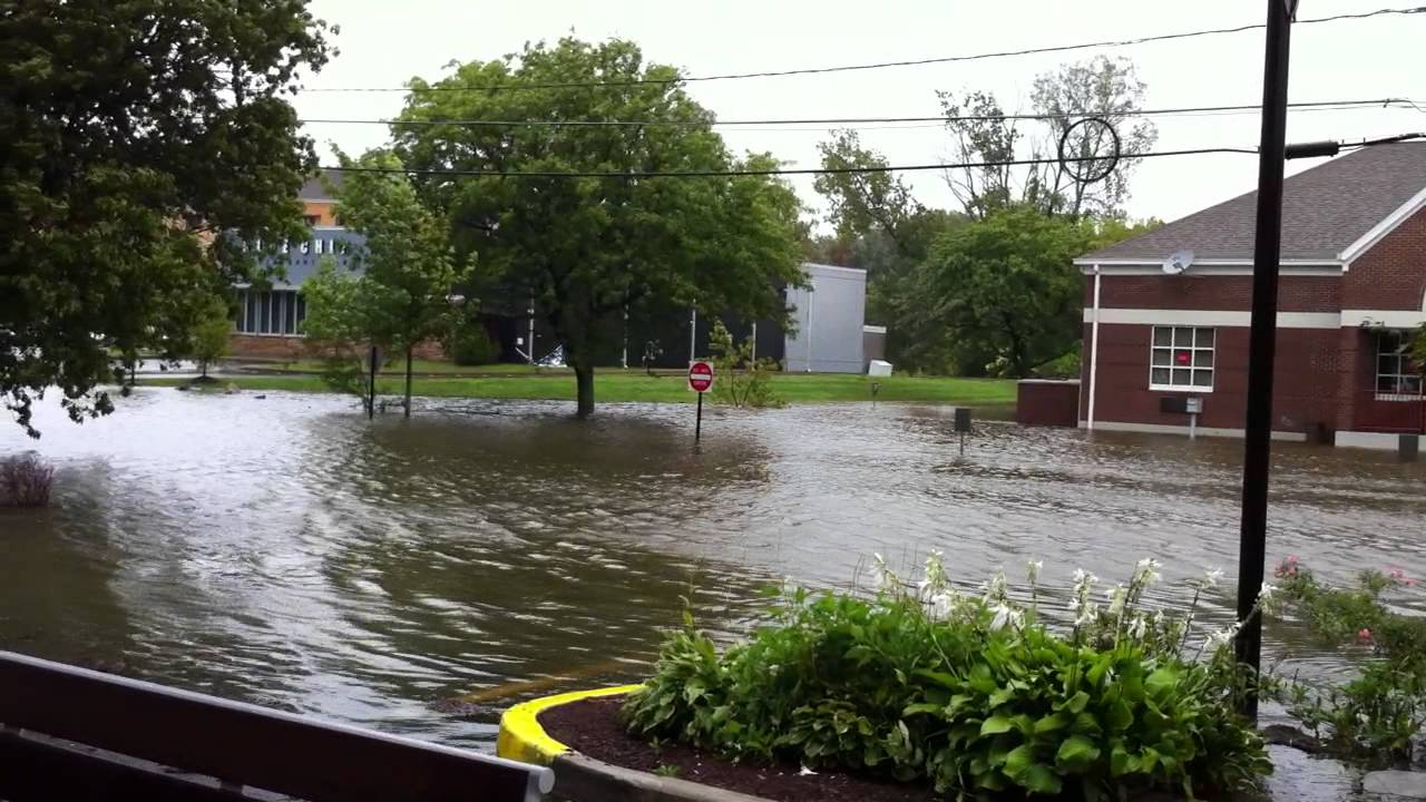 Flooding in Danbury, CT, Newtown Road - YouTube