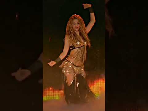 Shakira Hot Belly Dancing || #shakira #shakiradance #bellydance #shorts #shortsvideo #hotdance