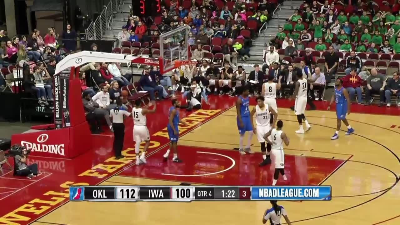 Deyonta Davis with 4 Blocks against the Blue - YouTube