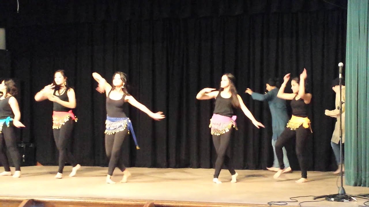 Dance at multicultural function at school - YouTube