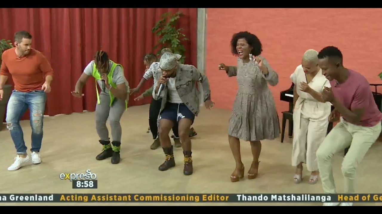 Soweto’s Finest Performs “Akvele kbhujwe” - YouTube