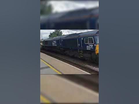 Freight train class 66 passing Tamworth station #shorts #class66 #trainspotter - YouTube