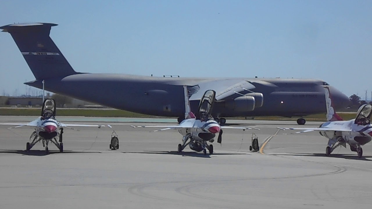 C-5 Galaxy takeoff - YouTube