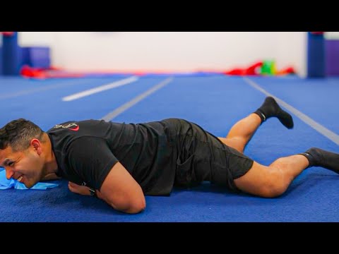 "She Should Of Been On Level 2 This Year!" | RaulD33 Skits - YouTube