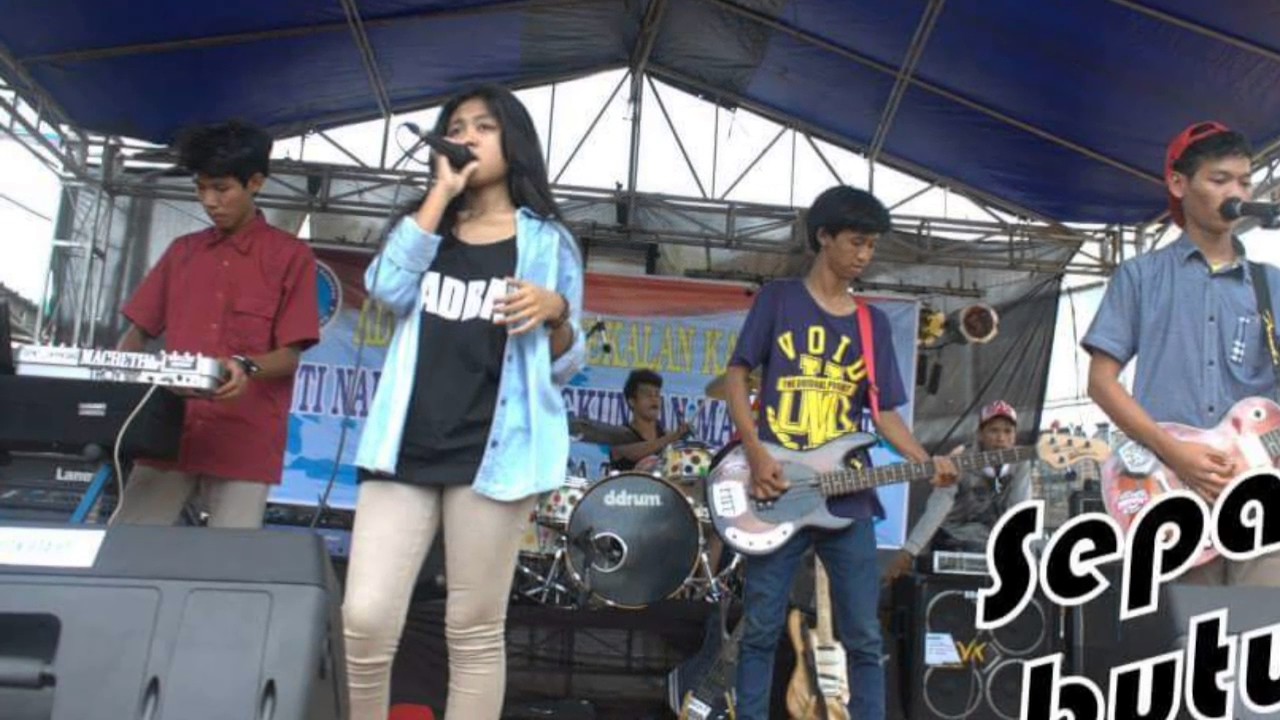 Sepatu butut - Kembali - YouTube