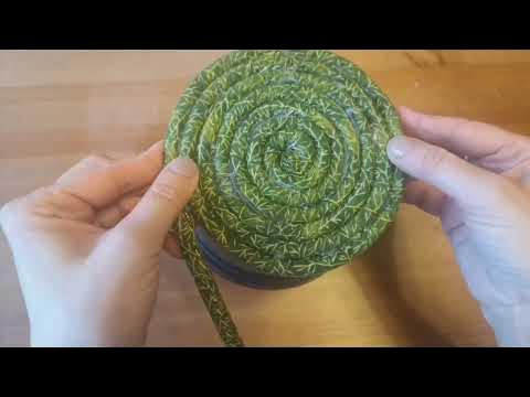 Кашпо из пластикого горшка, бельевого шнура и лоскутов. - YouTube
