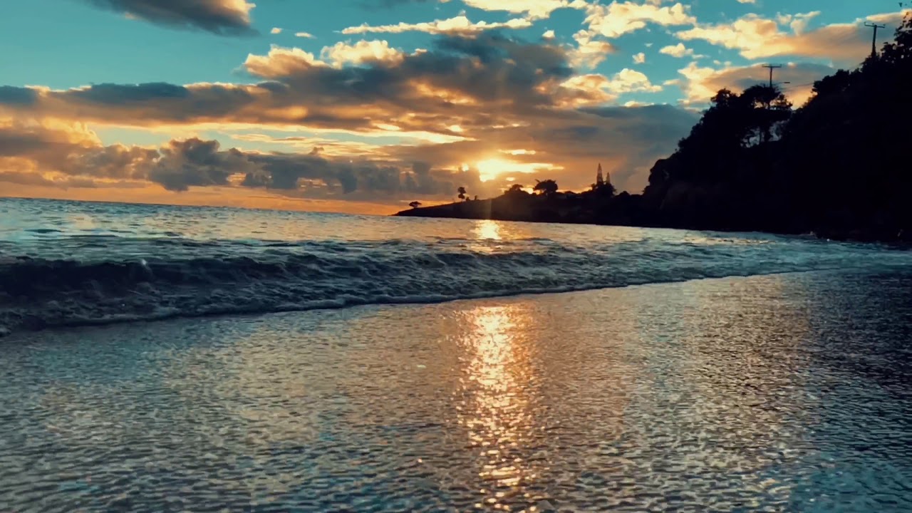 Zen Ocean bliss, relaxing sounds calming the mind. - YouTube