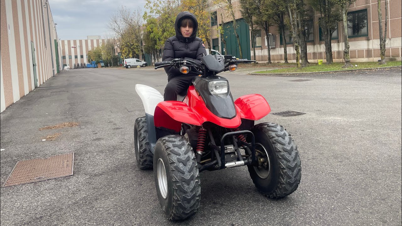 Quad dinli 50cc - YouTube