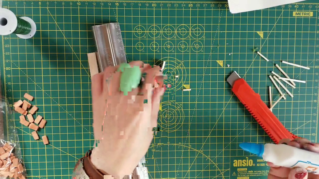 Level 2 Creative Craft - Modelmaking - YouTube