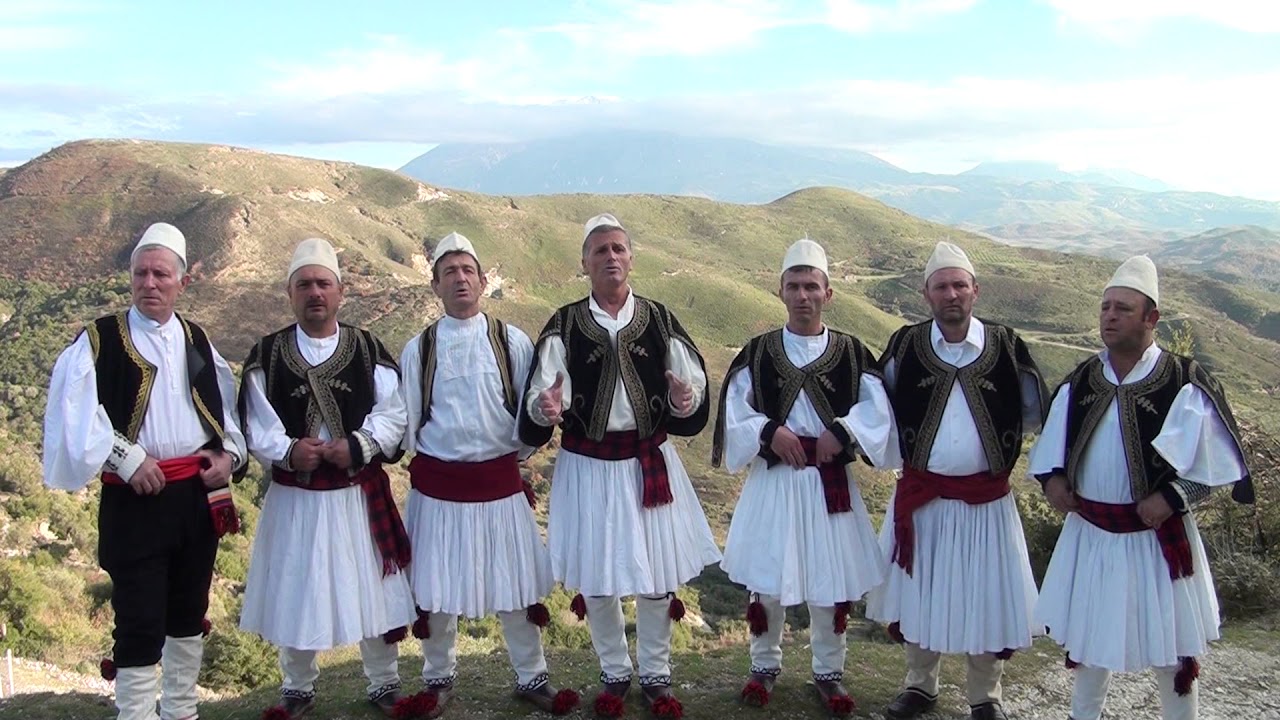 Grupi Polifonik Ali Asllani - "Aman moj mike Suljote" - YouTube