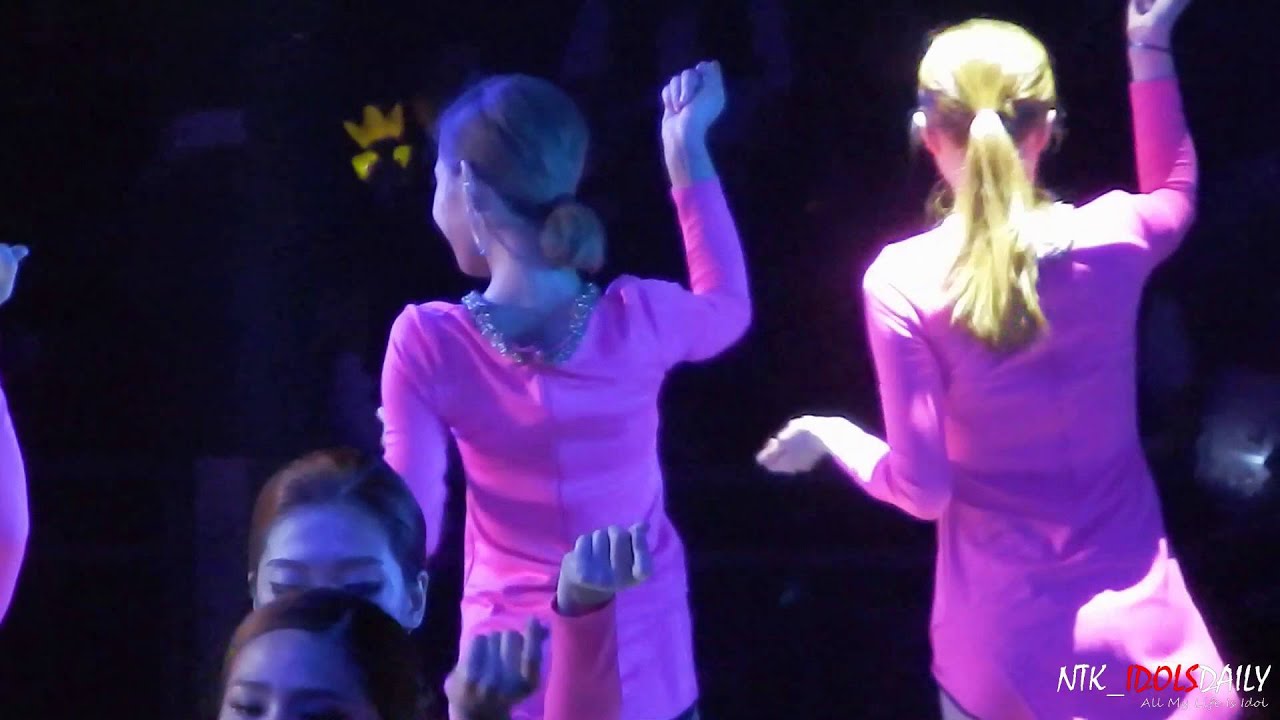 20151202 PSY-Daddy(YG Dancer of WonAhYeon원아연 from Crazy) @ MAMA2015 in ...