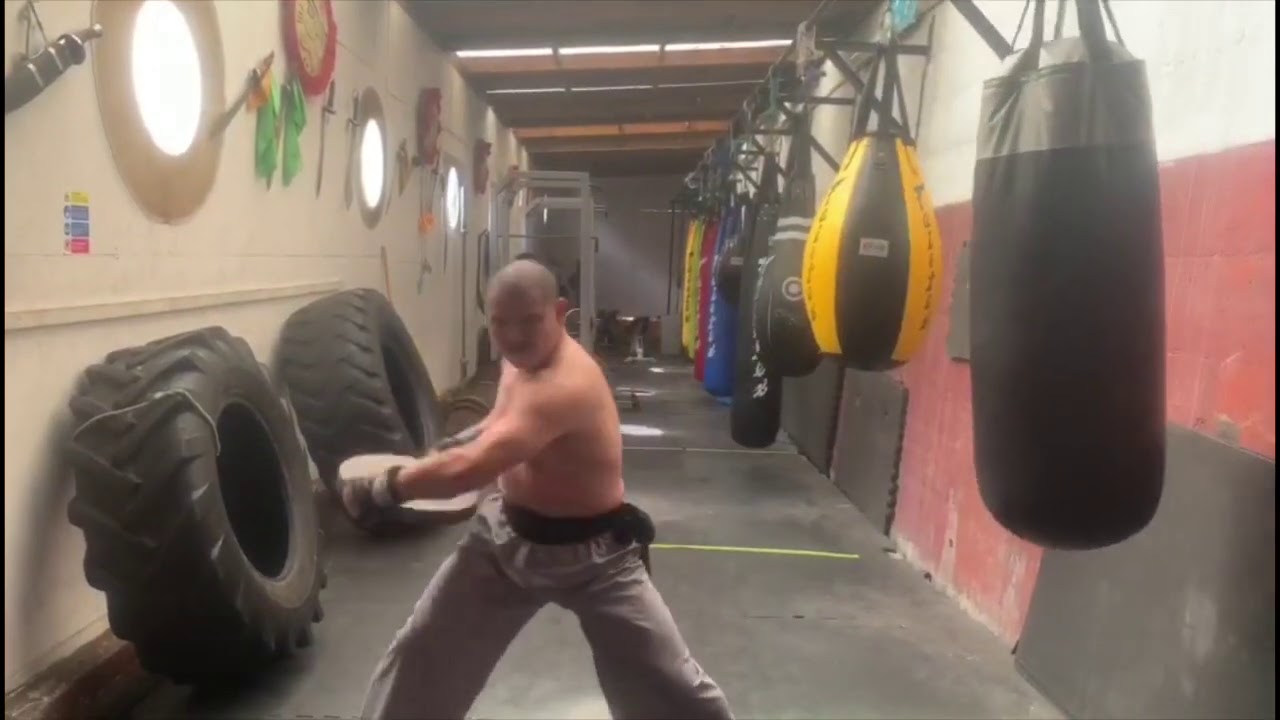 Shaolin Iron Arm For Combat - YouTube