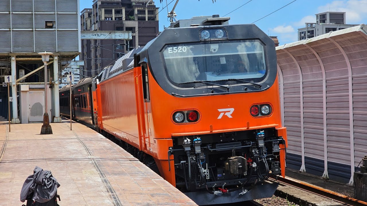 台鐵 123 E500 微暴走出站 #train #台鐵 #火車 #e500 #出站 #自強號 - YouTube