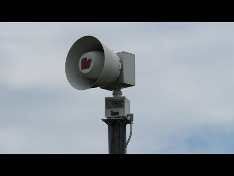 Federal Signal 2001-SRNB Tornado Siren Test - St. John, IN - Full Alert ...