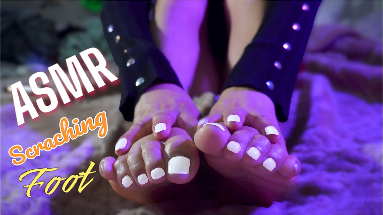 ASMR | scratching MY FEET in a completely relaxing way for your EARS ...