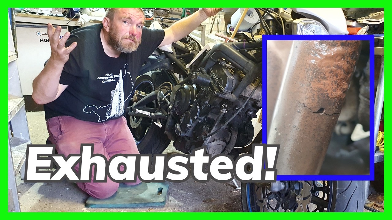 Triumph Street Triple Split Exhaust Headers - YouTube