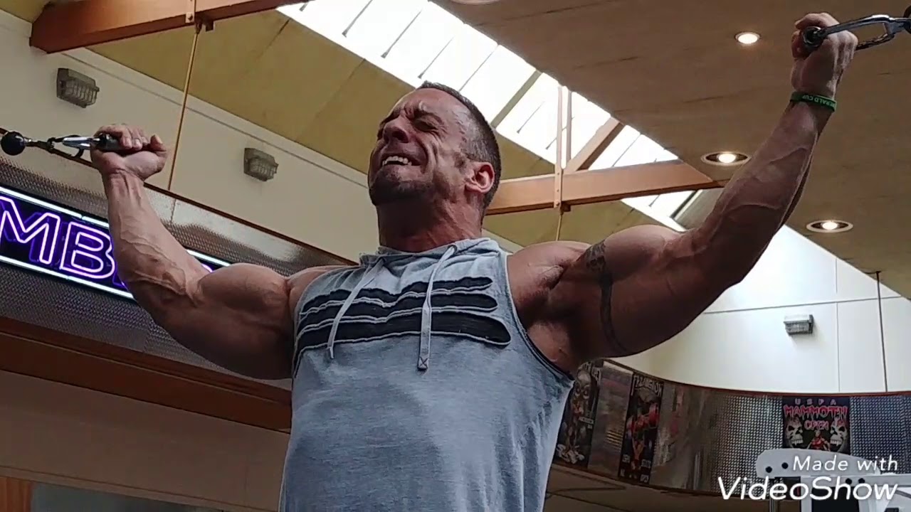 Rob Chicano 13 Days out. Arm Training & Posing Practice. - YouTube