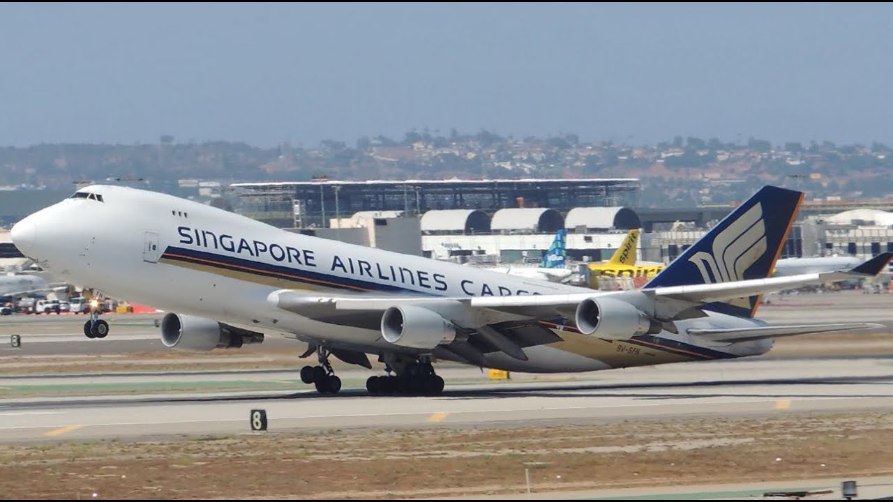 Singapore Airlines Cargo Boeing 747-400F [9V-SFN] takeoff from LAX - YouTube