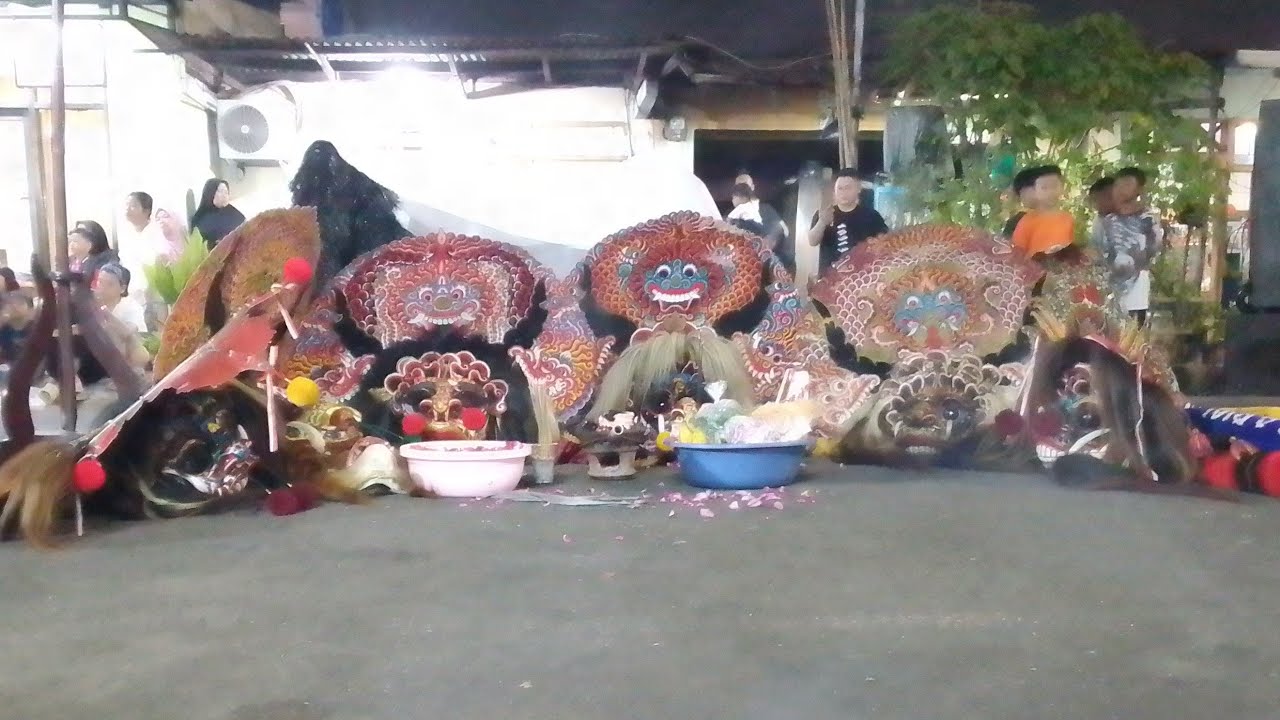 LIVE EBEG ROGO WIJOYO PAMUNGKAS ,LOKASI PINTU 2 TAMAN MINI BAWAH, - YouTube