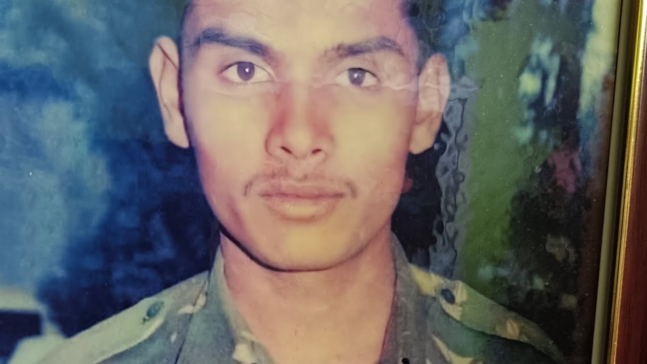 Army lo మరణమ్ నుంచి దేవుడు నా పట్ల జరిగించిన సాక్షం 🙏🙏🙏🙏 - YouTube