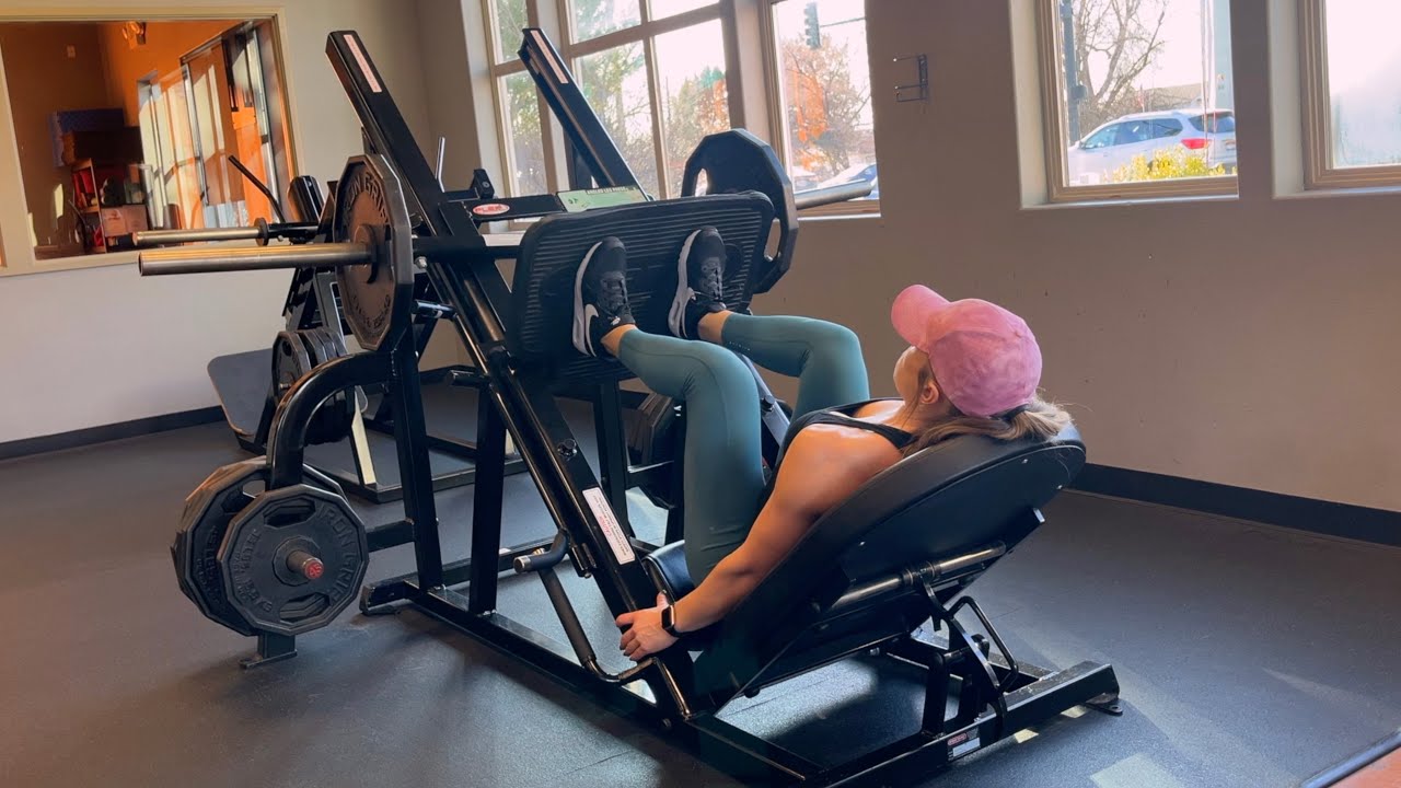 Inverted leg press - YouTube