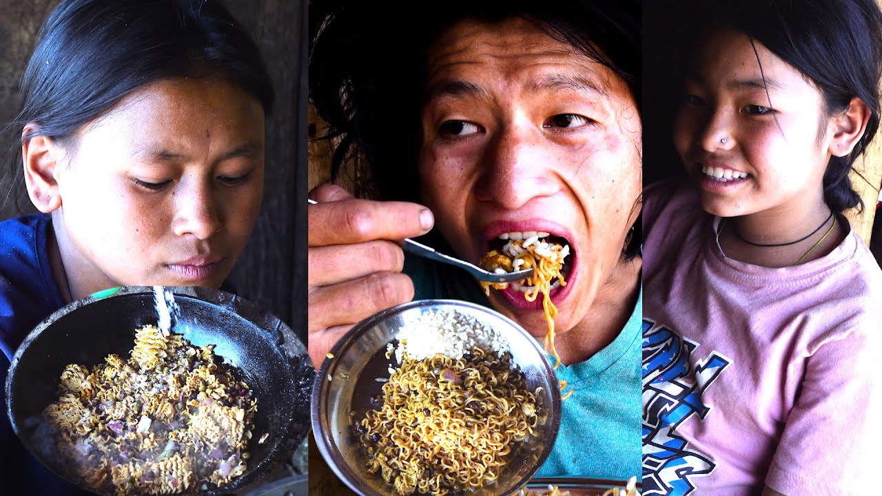 Eating Puffed rice with Chickpeas and eggs fry noodles || Baby Dipsana ...