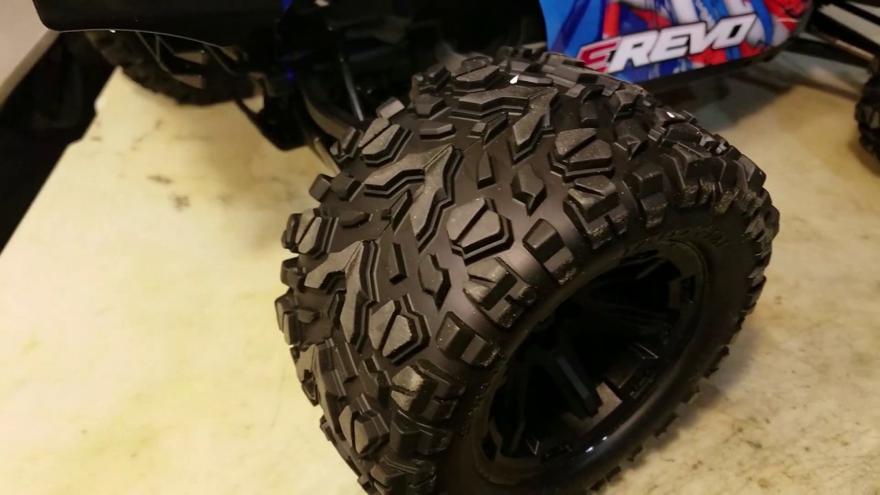 NEW E REVO 2.0 UNBOX AND DISCUSSION- RC MUSTSEE - YouTube