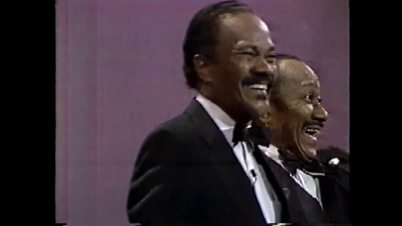 Nicholas Brothers recreate a 1935 performance 55 years later! - YouTube