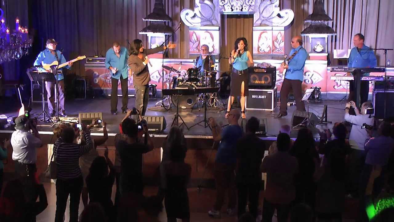 Johnny Manuhutu & Relight - Showtime - partycentrum "Het Dak", Leerdam ...
