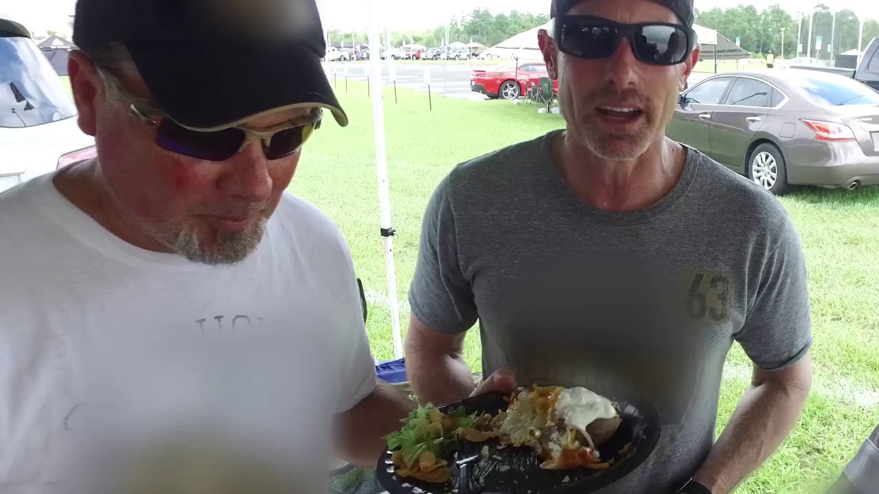 Range Mate Pro Microwave Grill: Grilling Steaks at The Tailgate - YouTube