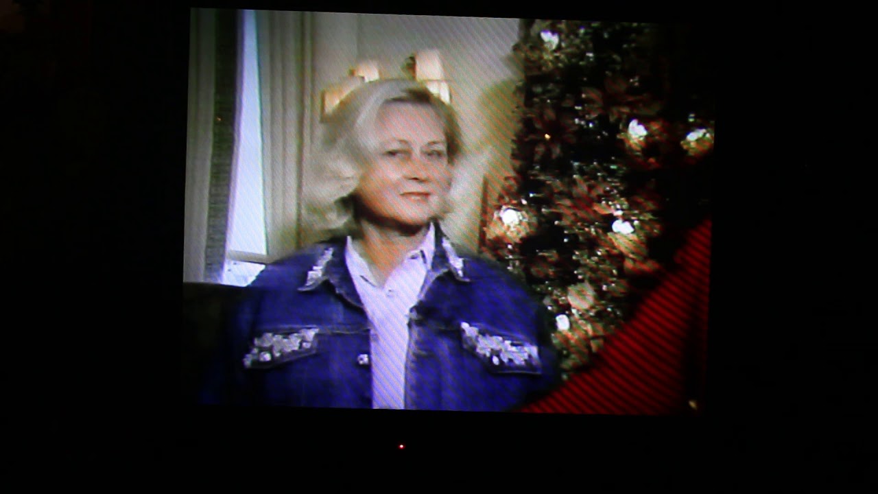 Cathy Martindale Christmas 1992 #004 - YouTube