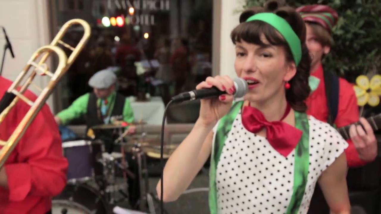 Nifty Nicky & The Sugar Pushers feat Enrico and Ilaria - YouTube