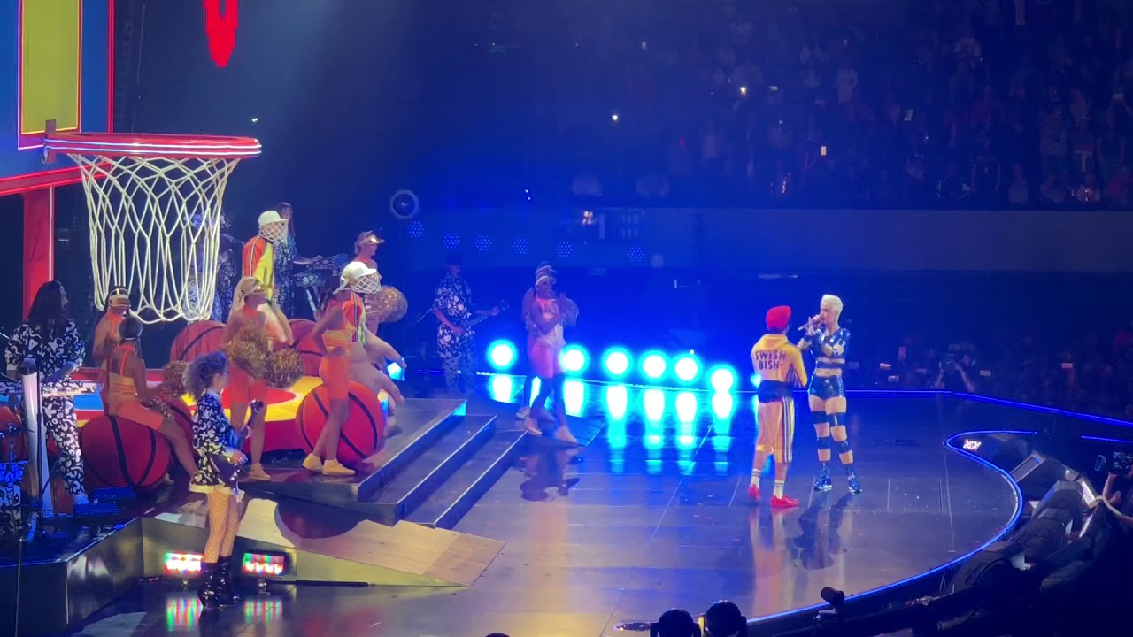 Katy Perry: Witness The Tour, Arena Ciudad de México, CDMX. May 3, 2018 ...