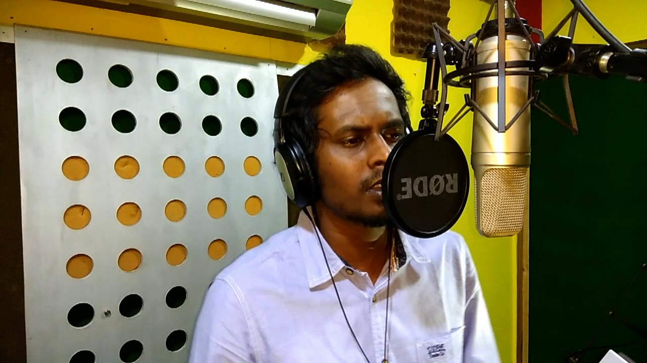 Chandelier (Sia) Acoustic Cover - James Benjamin - YouTube