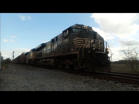 NS #7666 leads a fast WB UP manifest out of Livonia, Louisiana!!! - YouTube