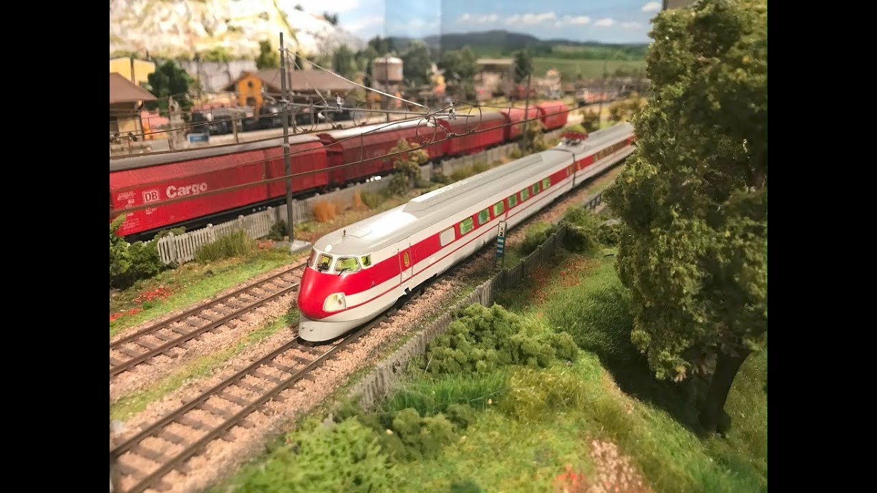 Plastico Ossola - ETR 450 Pendolino ed ETR 1000 Frecciarossa - YouTube
