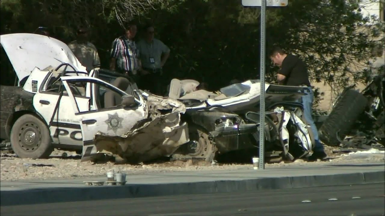 DAY AFTER JAMES MANOR LVMPD OFFICER DIED PEOPLE PAY A VISIT TO CRASH ...