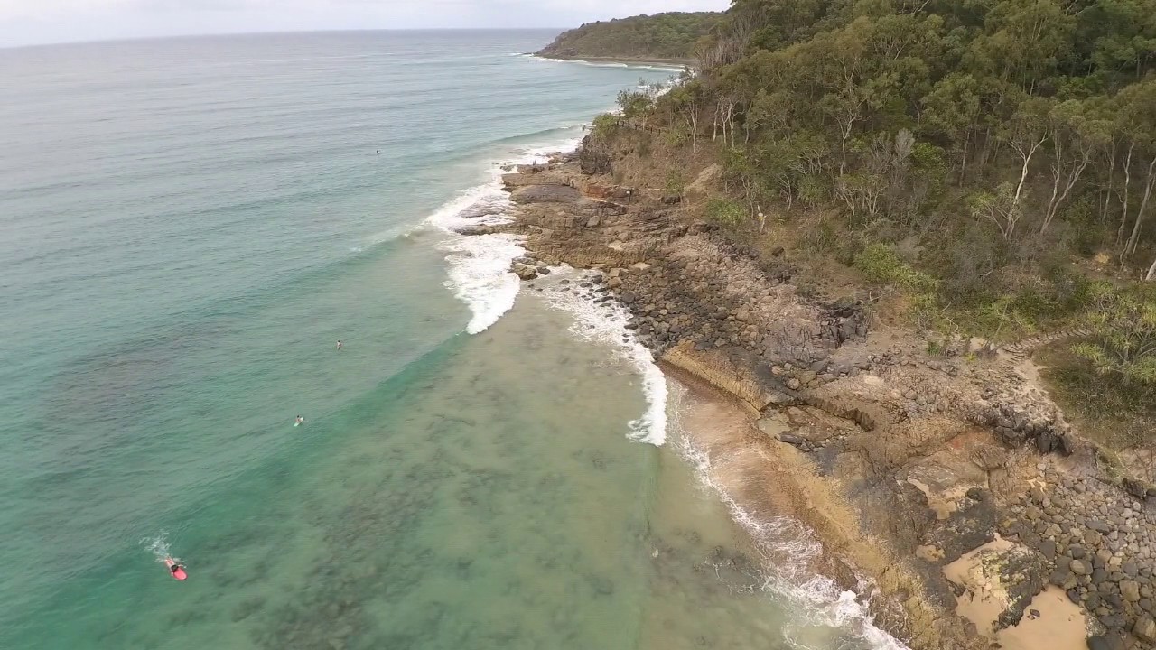 Autel XStar P Zooms in on Ti Tree Bay Noosa National Park - YouTube
